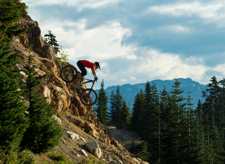 ¿Qué significa MTB, XC, DH y otras disciplinas de montaña?